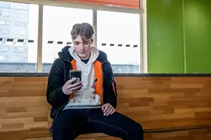 Logga in på 1177 om du har fyllt 13 år - 1177